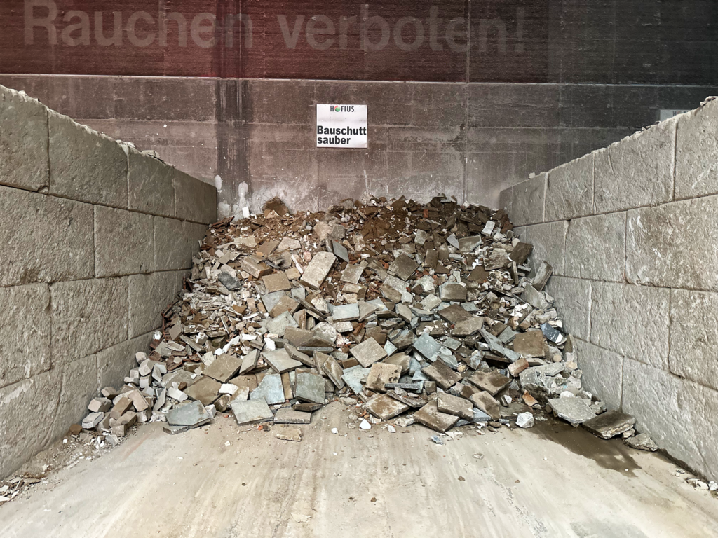 Entsorgungslösungen für Bauabfälle - HOFIUS